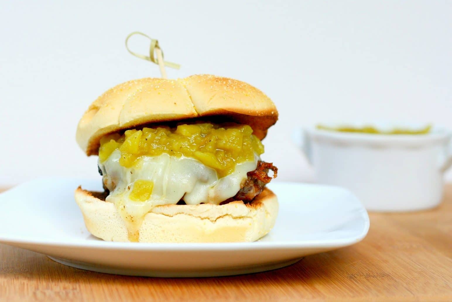 Mini cheeseburger bites that can be served with or without buns.